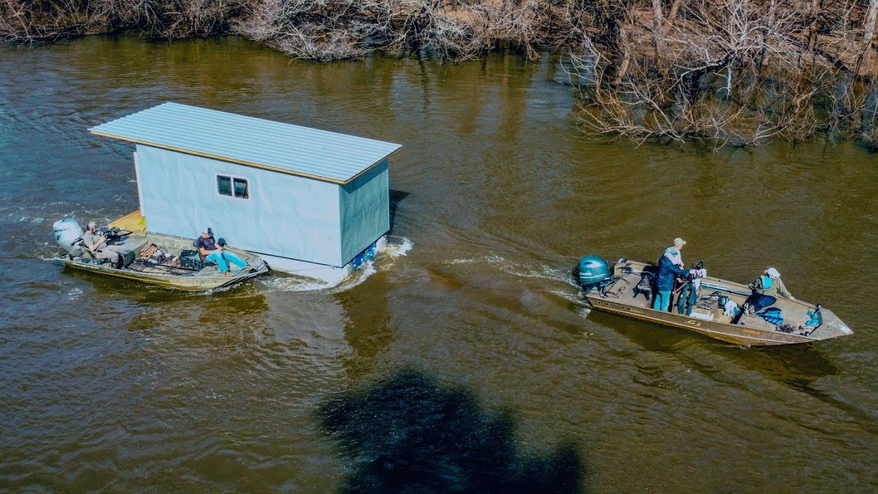 The thought process behind moving a houseboat.. - YouTube