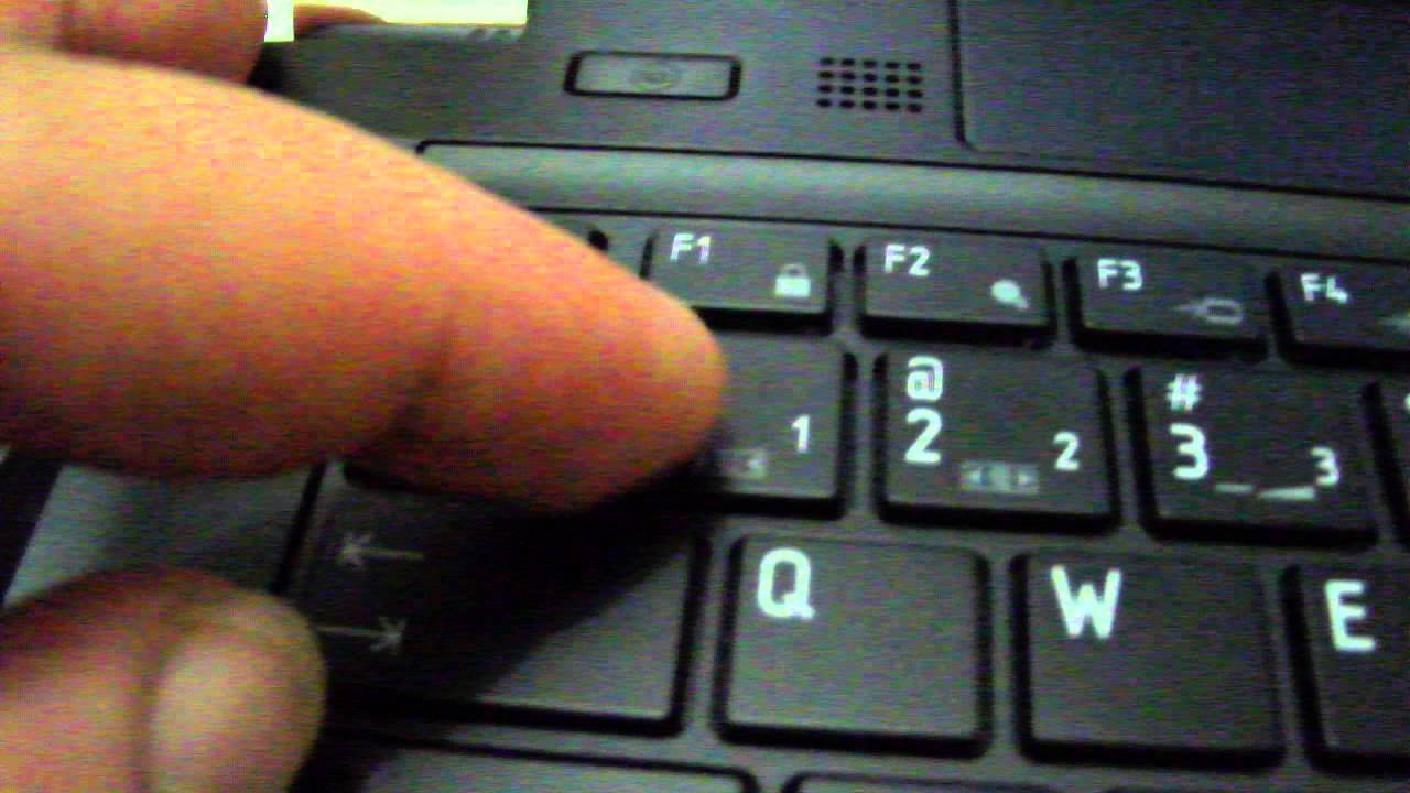 Toshiba Tecra R940 - YouTube