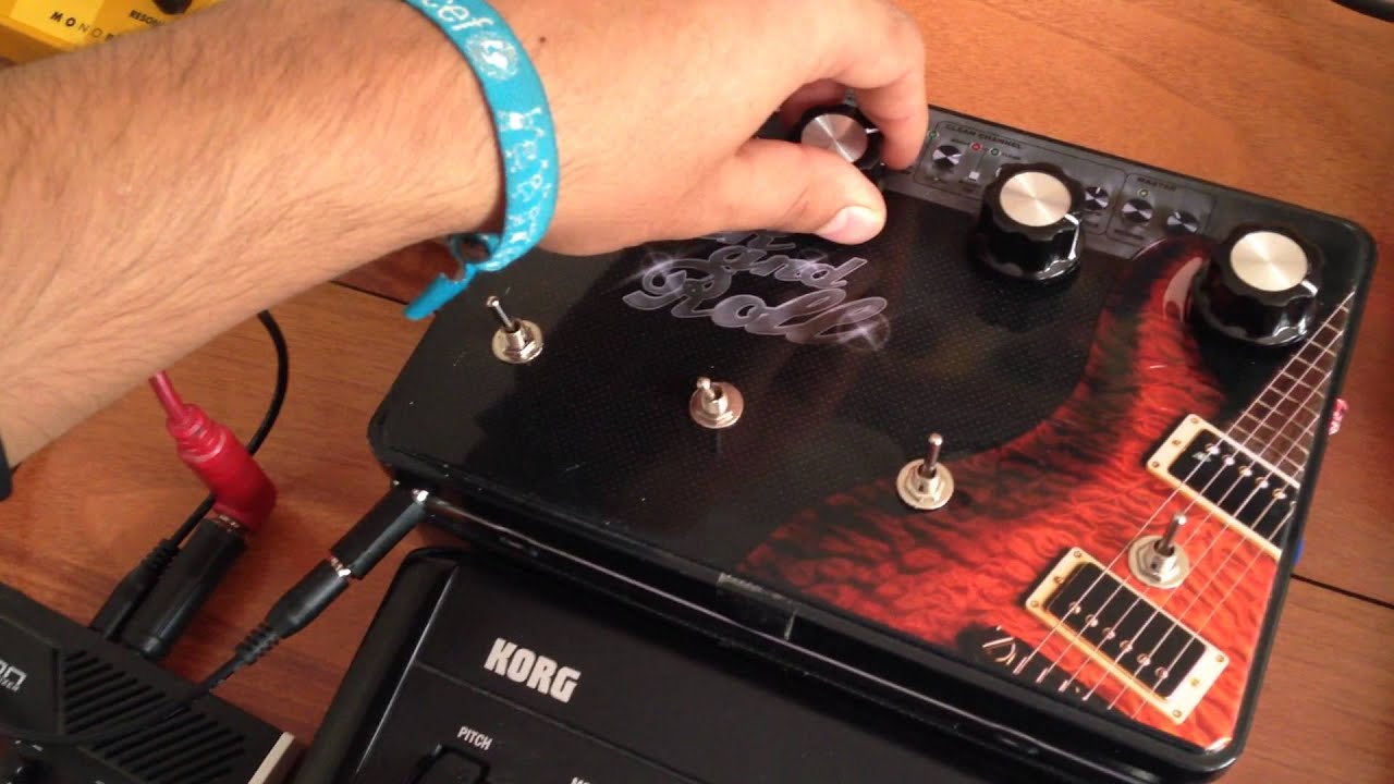 Alien Screamer Build test w/ Monotron filter + delay - YouTube