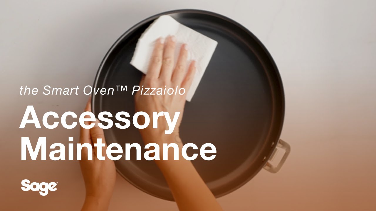 Tutorials - How to season the pizza pan | the Smart Oven™ Pizzaiolo | Sage