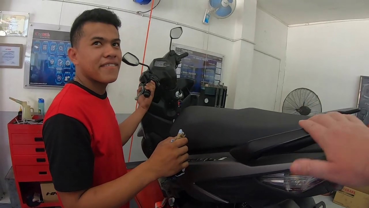FIRST SERVICE YAMAHA MIO SOUL 125 S - YouTube