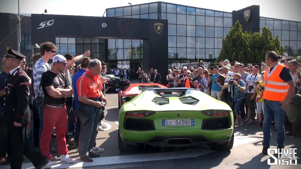 Lambos Arrive at the Factory - Crazy Revs and Mayhem! - YouTube