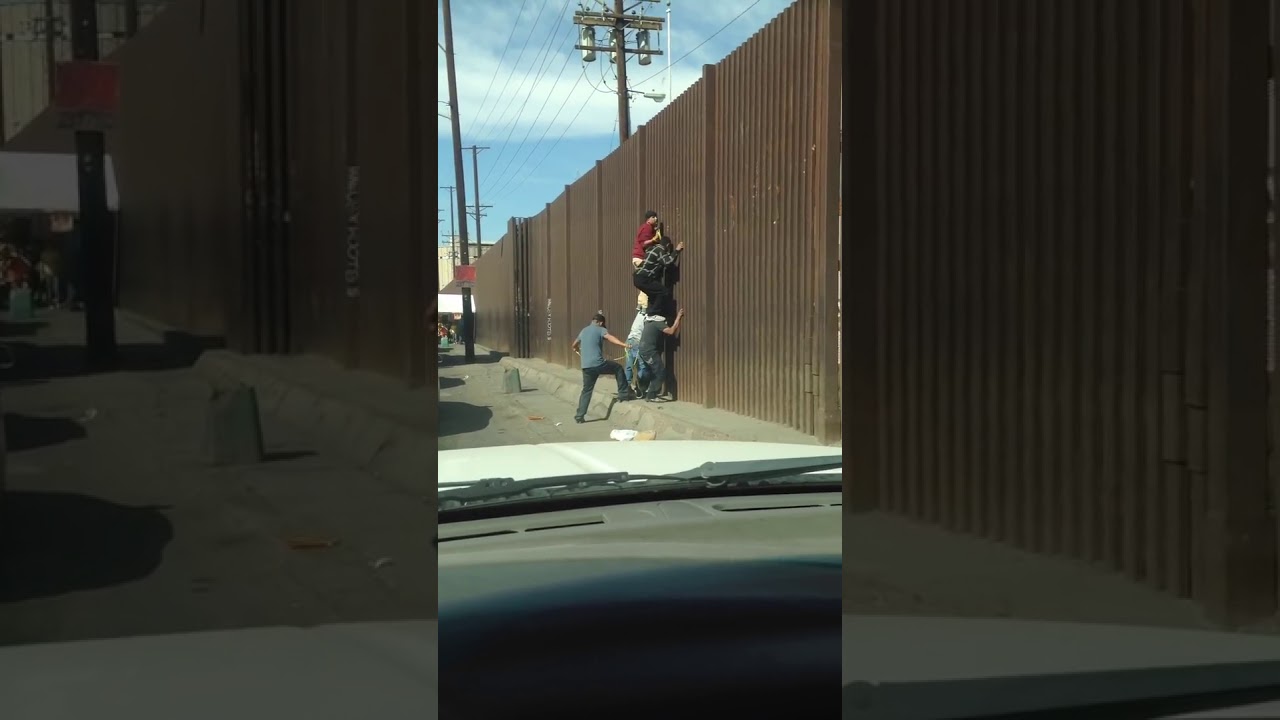 Guy jumping the U.S boarder🙆‍♂️🤣🤣🤣 - YouTube