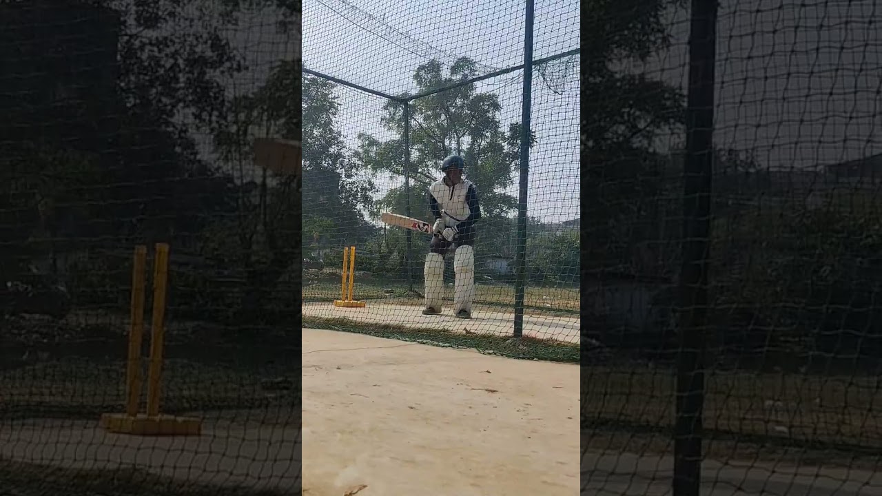 Throw downs #shorts #cricket - YouTube