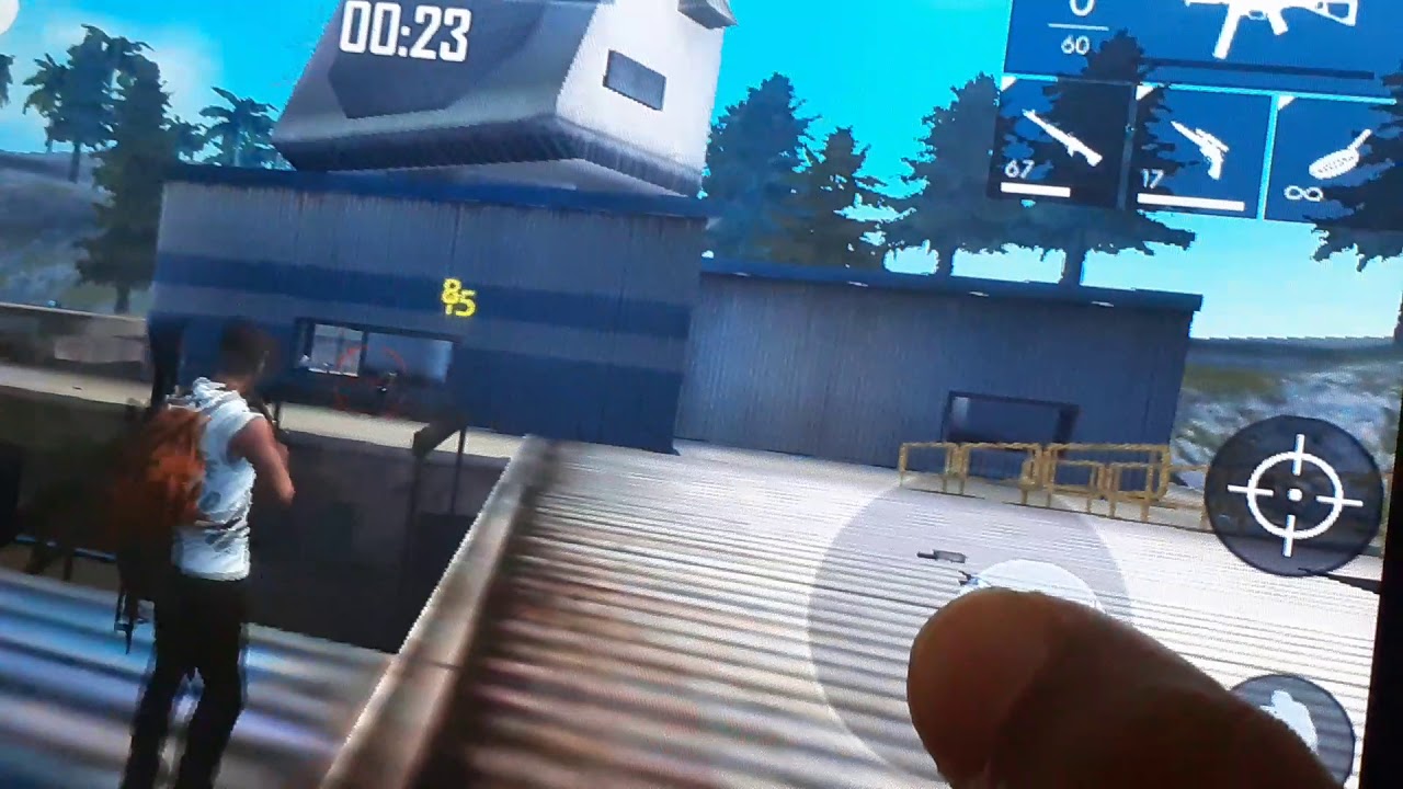 Jogando free fri pela primeira vez - YouTube