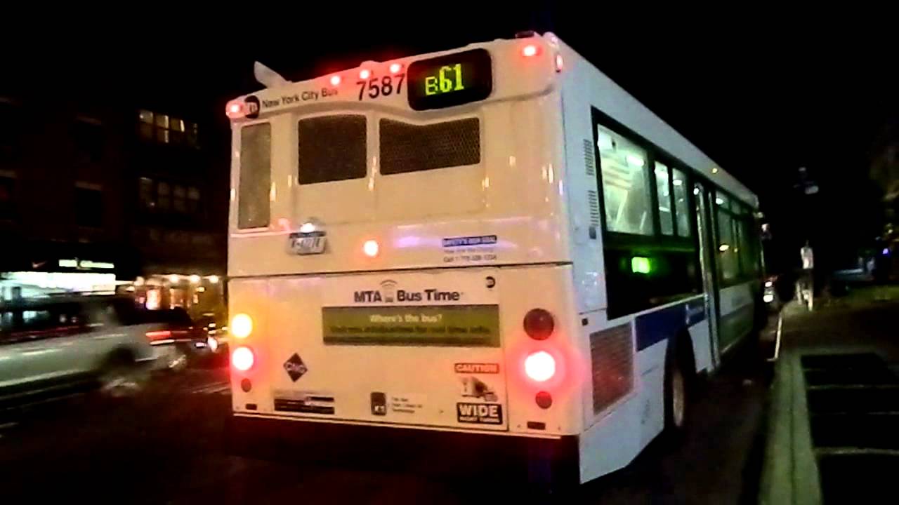 MTA NYCT 2003 DaimlerChrysler Orion 07.501 CNG #7587 on the B61 - YouTube