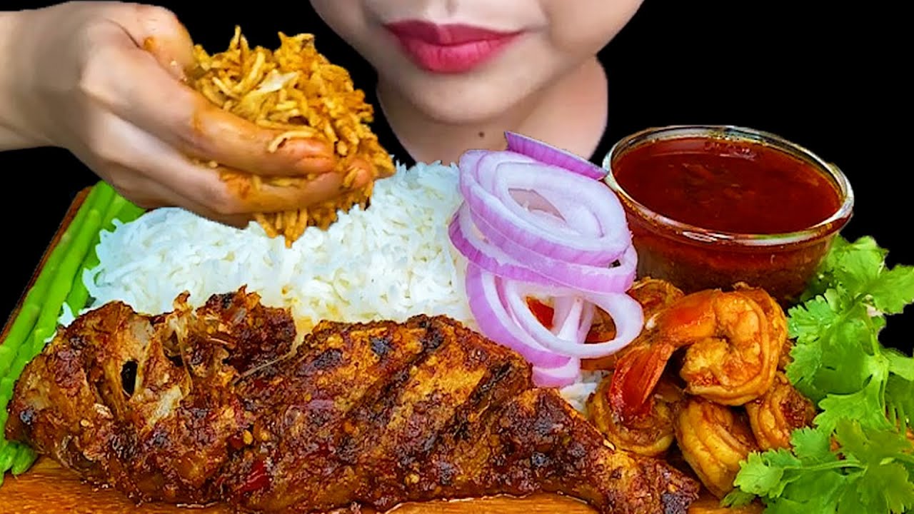 EATING SPICY FISH CURY||FRIED FISH CURRY, SHRIMP CURRY WITH RICE - YouTube