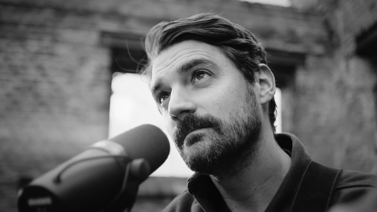 Tim Baker - "Songbirds" - Solo - Live at Musikbrauerei - Berlin - YouTube