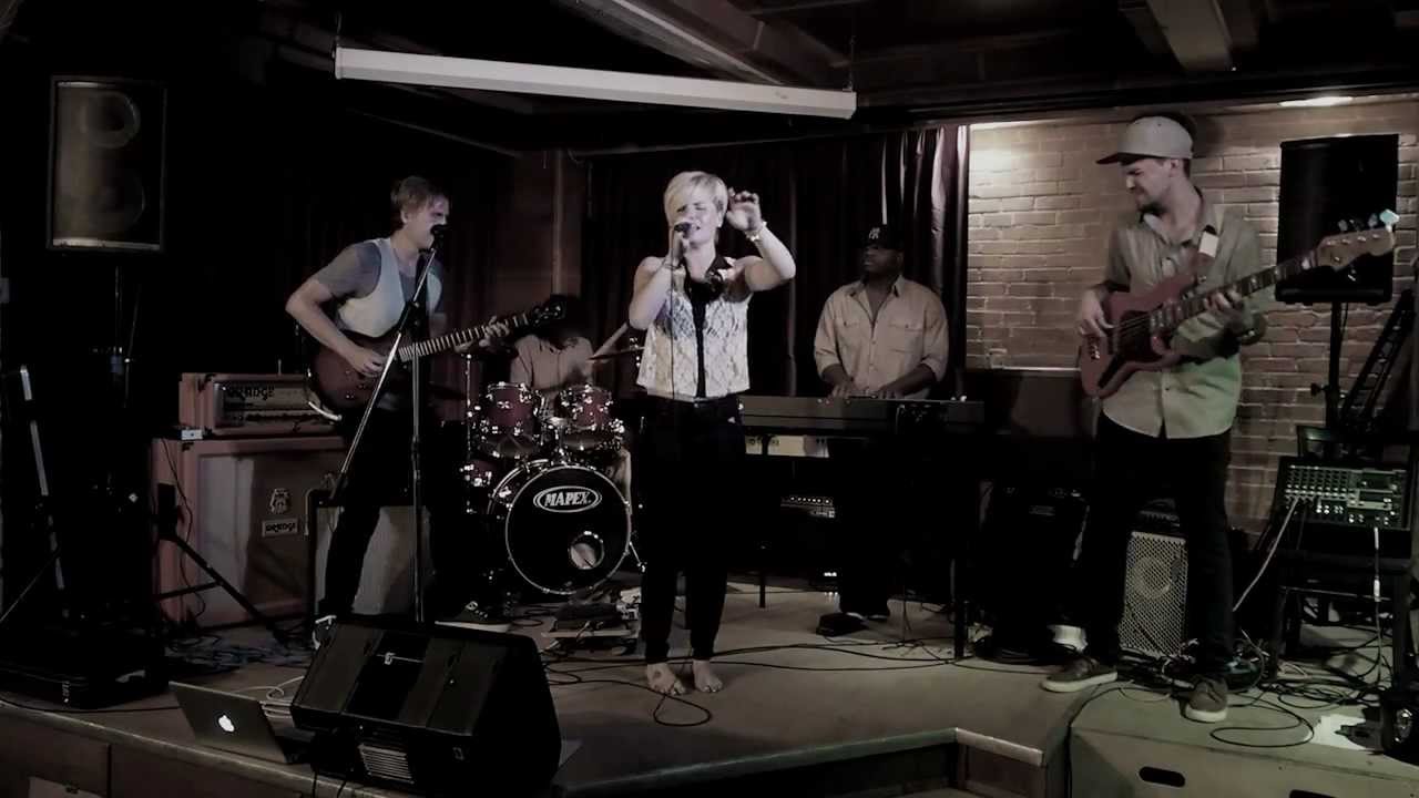 Jess Smith - Beautiful Love - YouTube