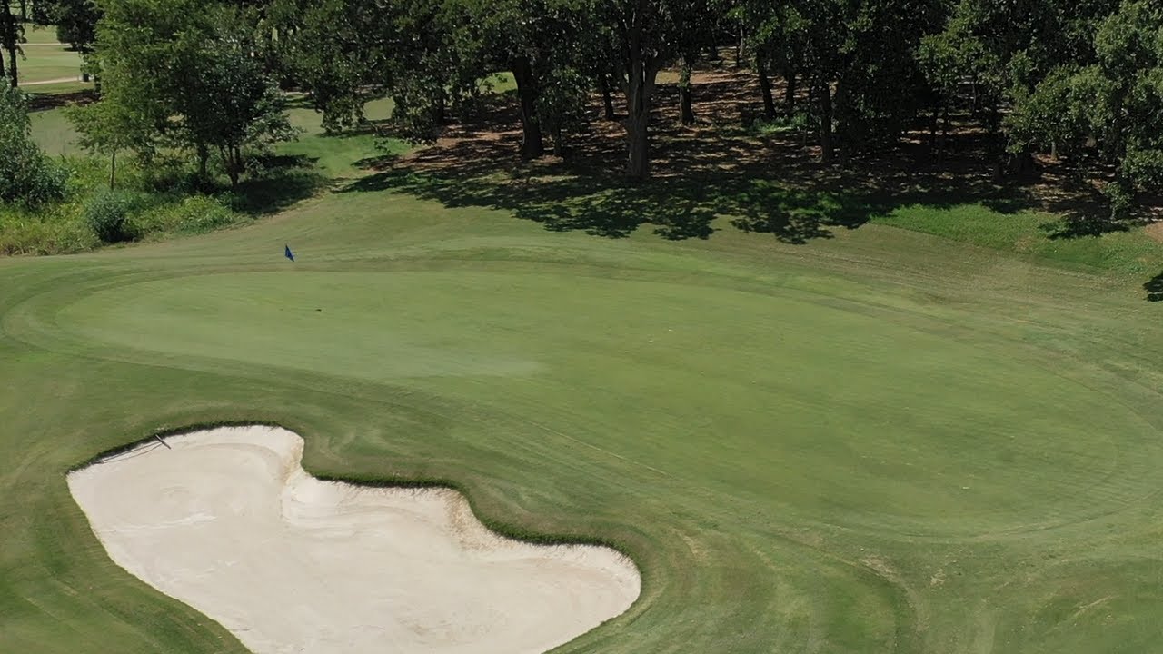 Grapevine Golf Course - Mockingbird 9 - YouTube