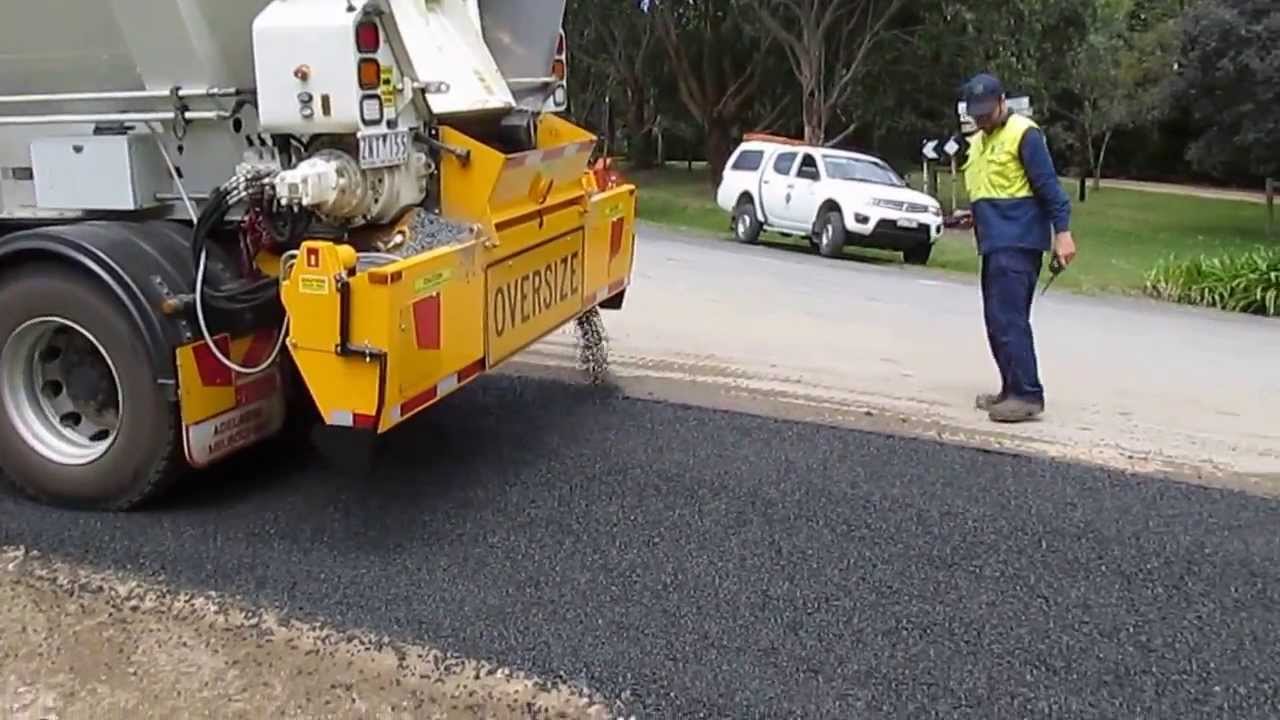 Using the Trout River Chip Spreader with a Remote Control - Chip ...