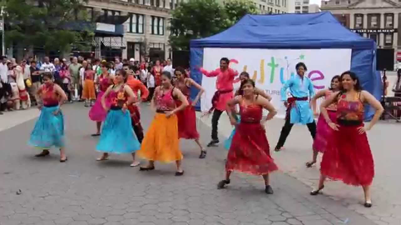 Bollywood Funk NYC at Union Square 2014 - YouTube