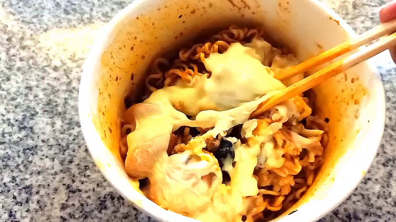 HOW TO MAKE A DELICIOUS CHEESE SAMYANG? - YouTube