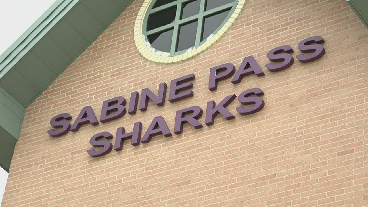 409Sports Two-A-Days : Sabine Pass Sharks - YouTube
