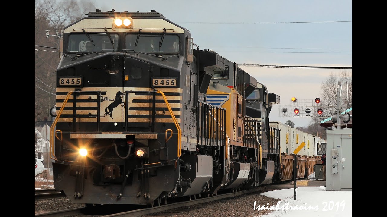 NS C40-8W #8455 Leads Pan Am Southern 23k w/ Nice Leslie RS3L! - YouTube