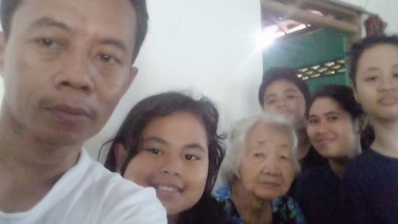 MBAH PUTRI KESAYANGAN KAMI SEMUA @fiaadichannel775 - YouTube