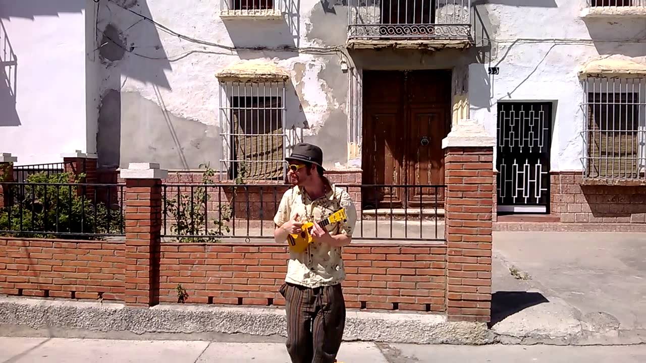 Liam Rickard singing Volare in Andalucia - YouTube
