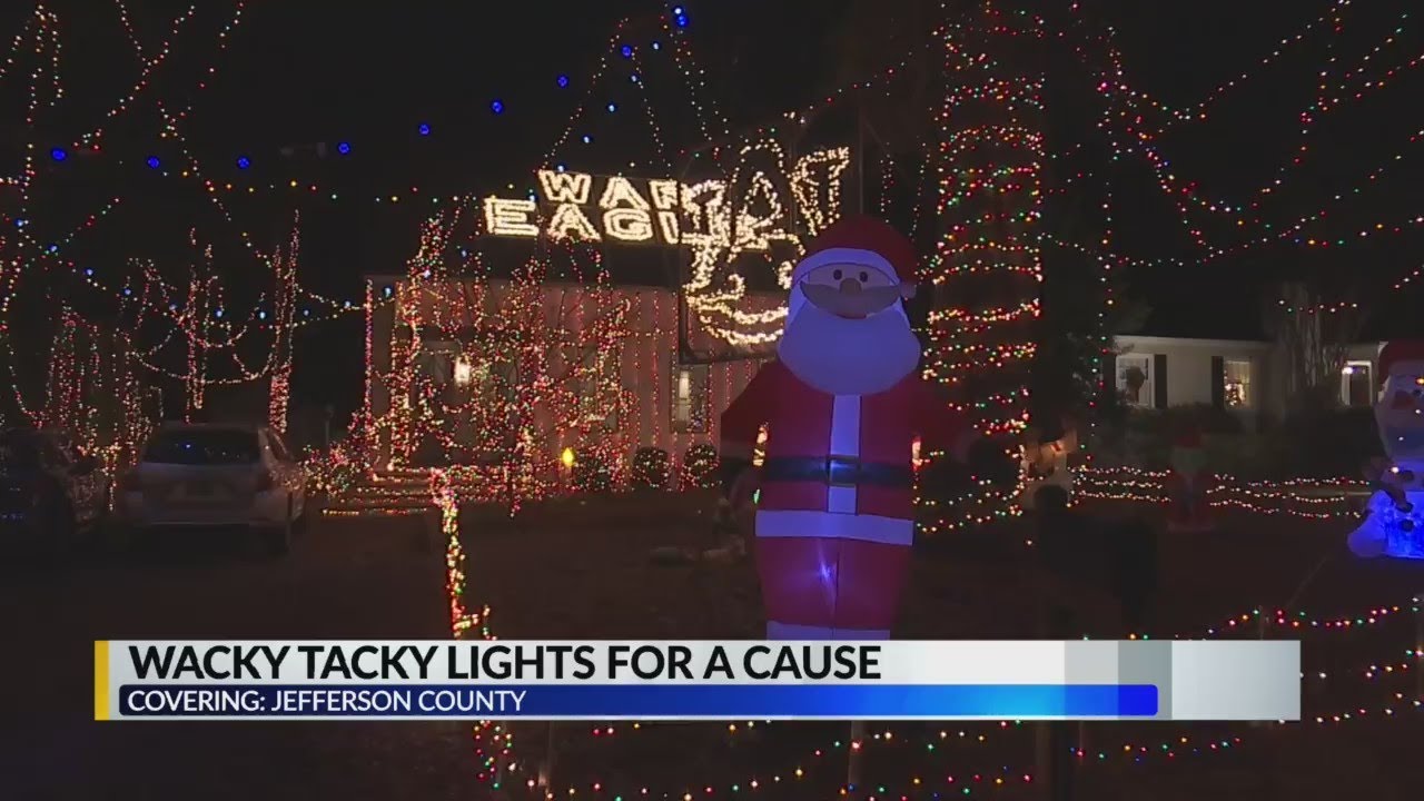 Wacky Tacky Christmas light bus tour - YouTube