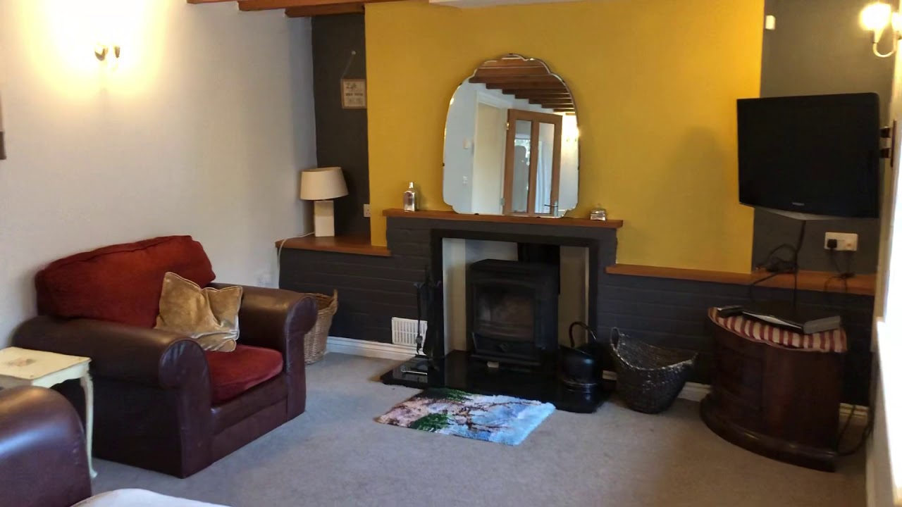 Hedgerow Cottage rental - YouTube