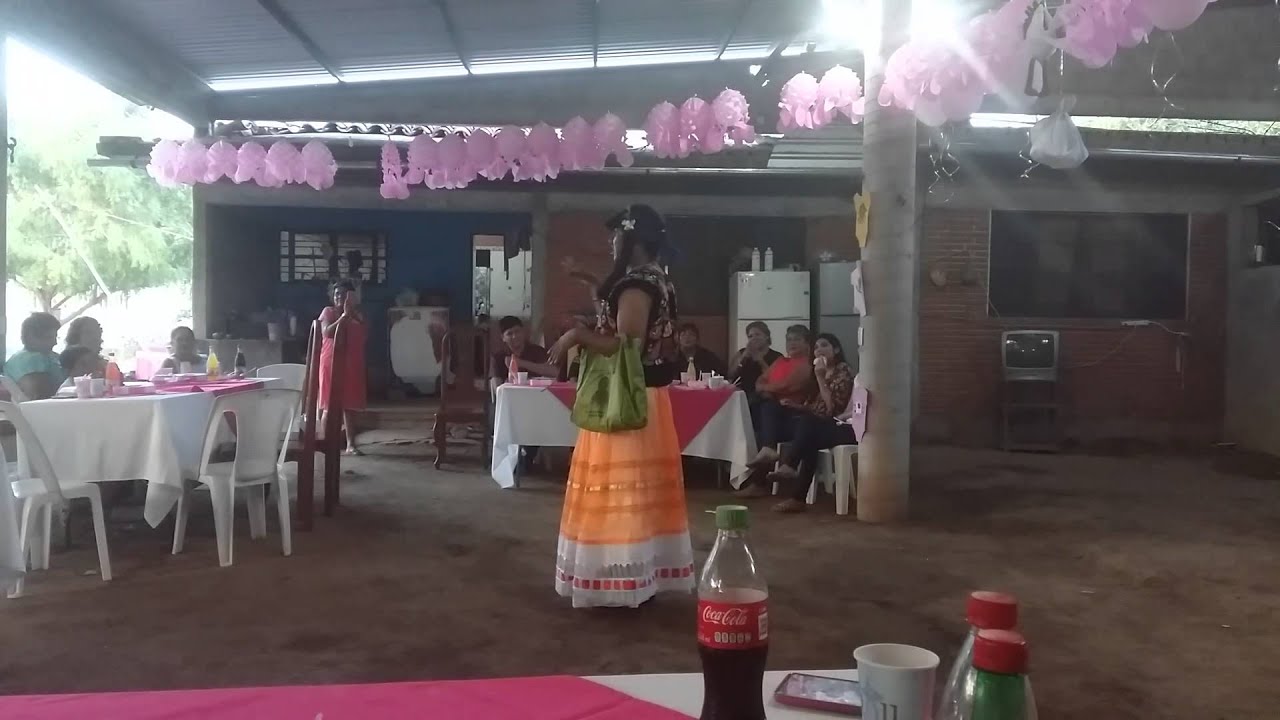 La Chapis, la paisana fresa en Ixhuatán Oaxaca parte 1.. - YouTube