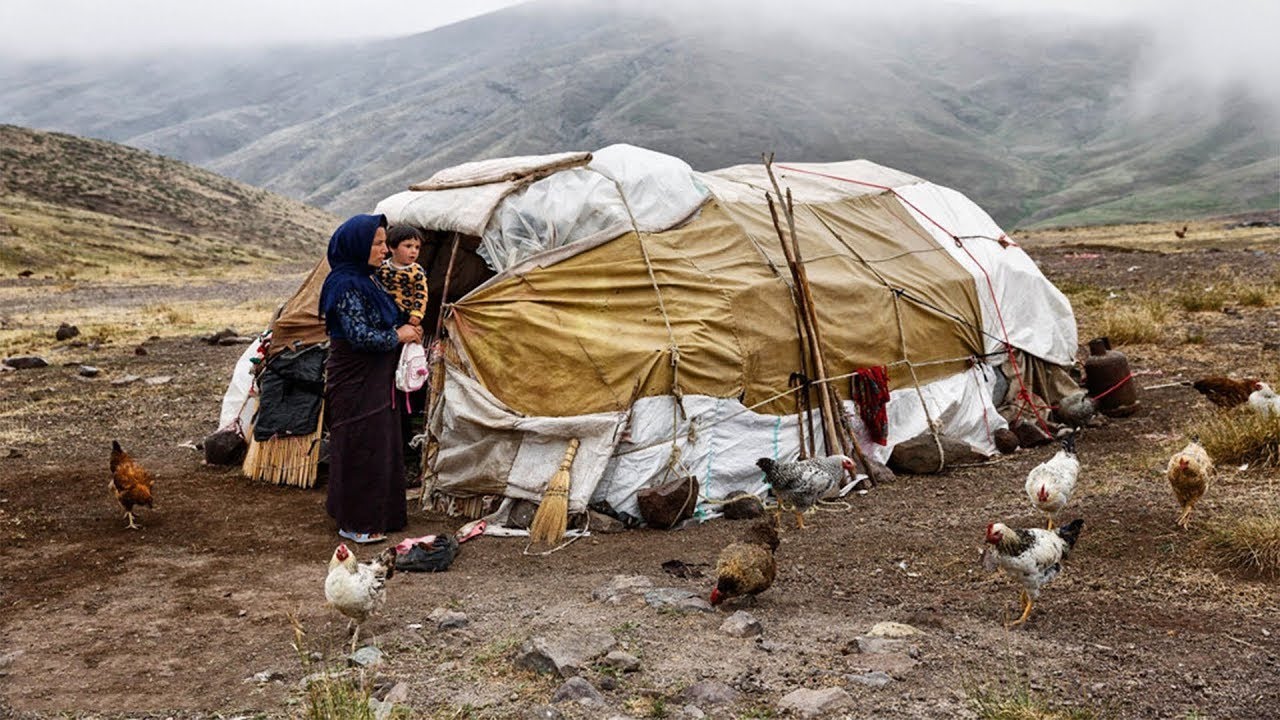 wonderful nomadic life in cold weather - how nomads life in IRAN? - YouTube