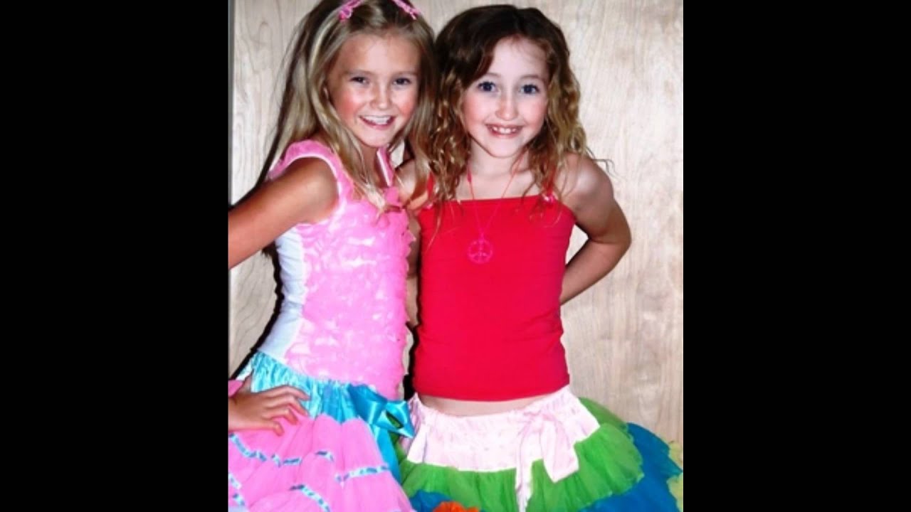 Noah Cyrus's Graduation Gala 2009 - YouTube