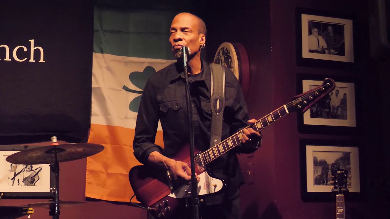 LINWOOD TAYLOR blues band - 2019 - YouTube