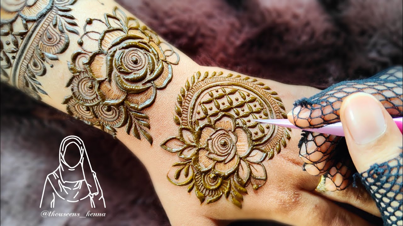 A very beautiful back hand henna design | latest Beautiful Henna design ...