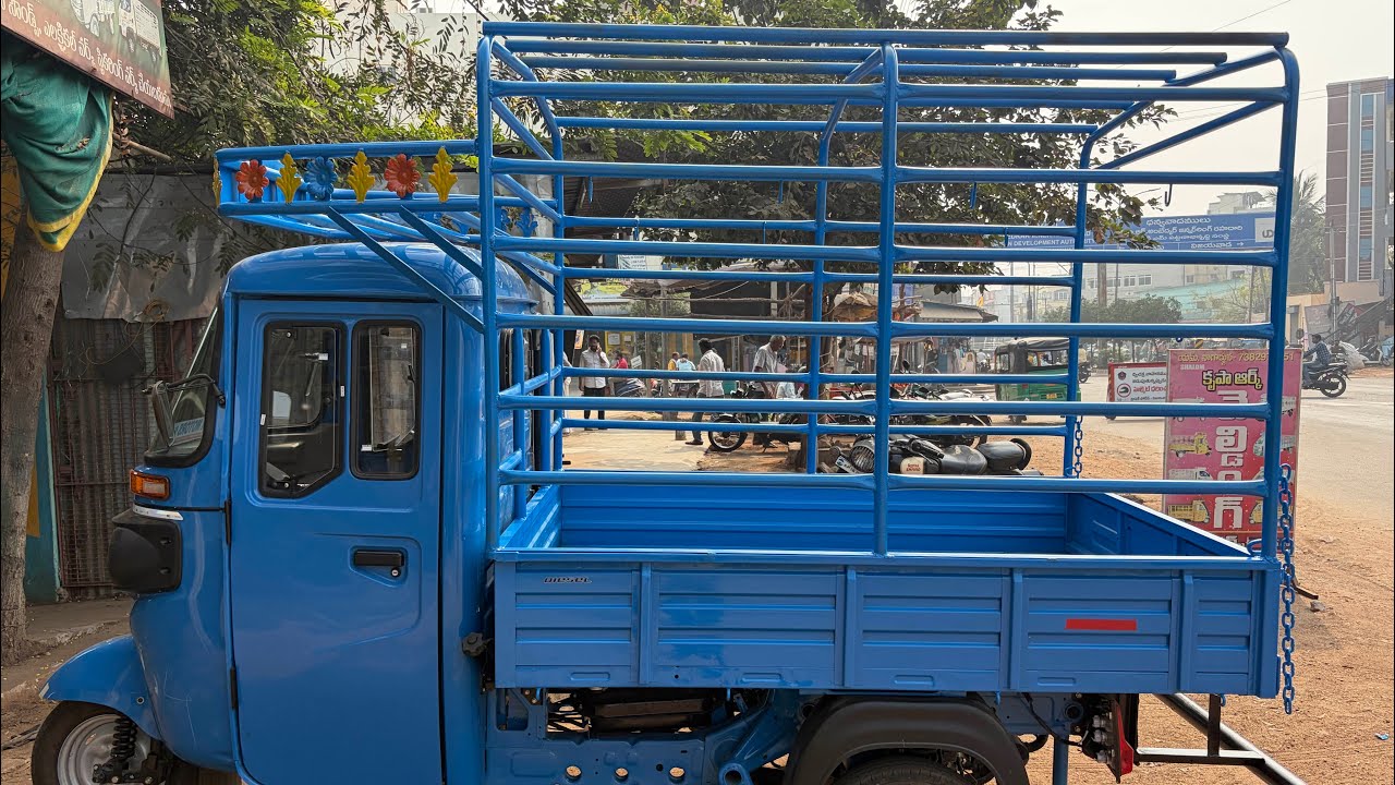 Bajaj maxima cargo XL @ Body Welding work Vijayawada (7382976451) - YouTube