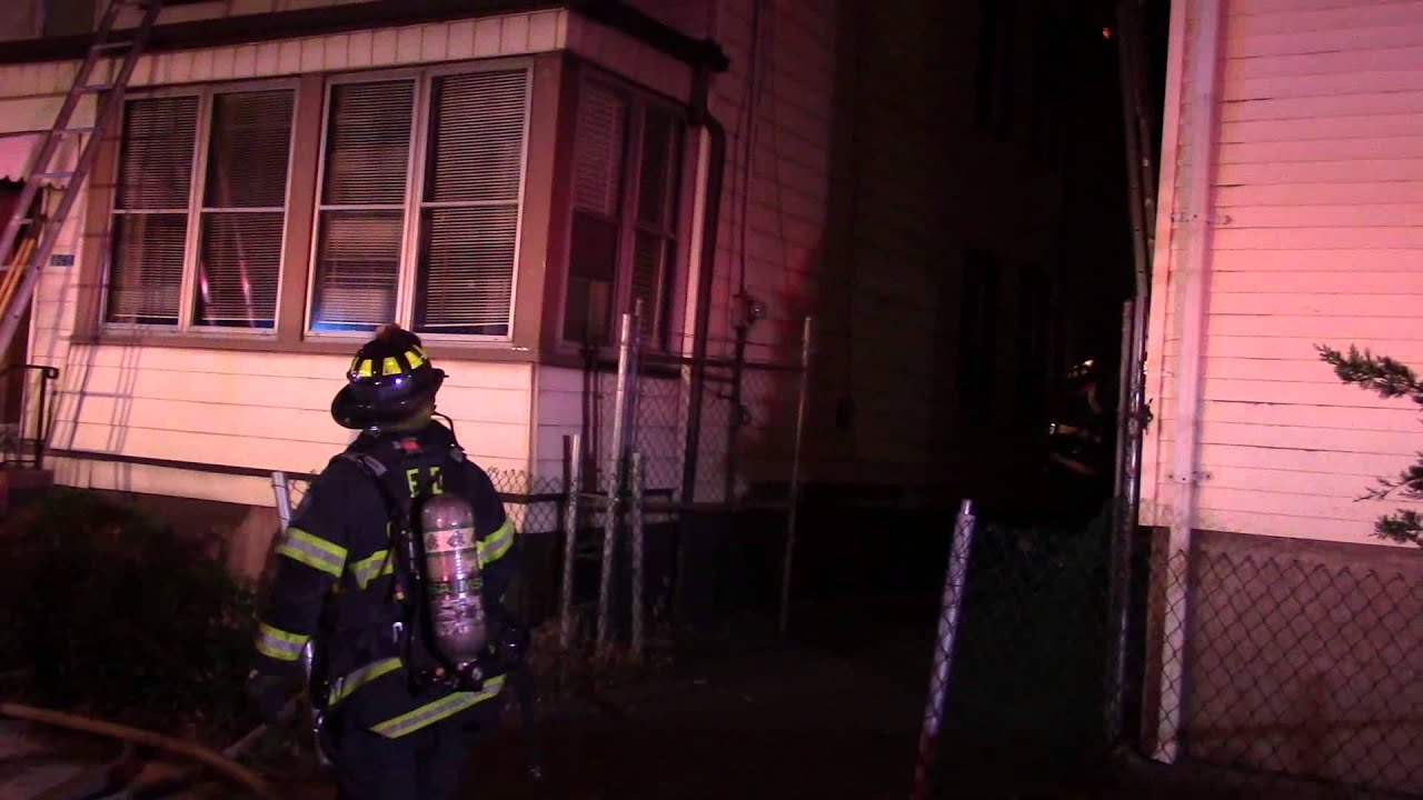 Elizabeth Fire Department 2nd Alarm Working Fire (William Street) 4-24 ...