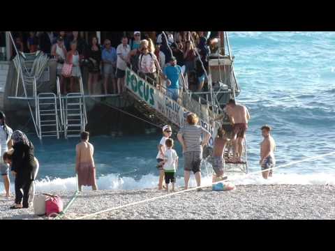 Ölüdeniz Tekne Turu inişi (dalgalı denizde)