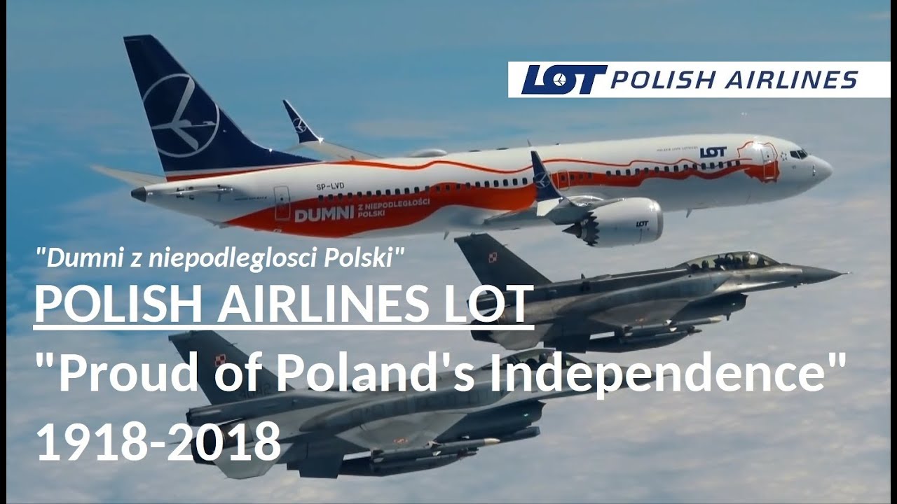 Polish Airlines LOT's "Dreamliner" in special livery to celebrate ...