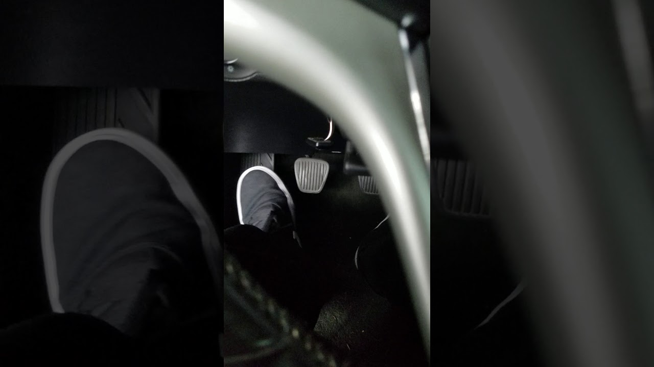 Metal screeching - YouTube