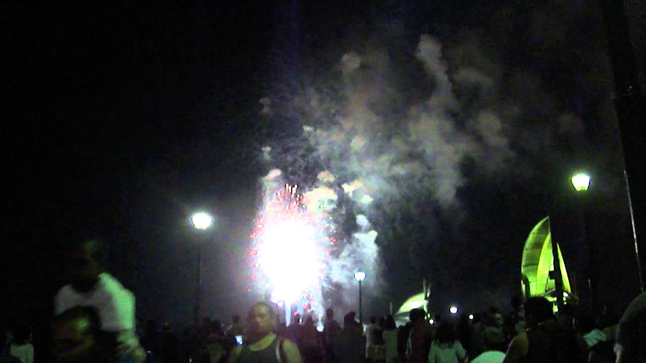 Fireworks @Redondo Beach July 4th 2014 pt 3 - YouTube
