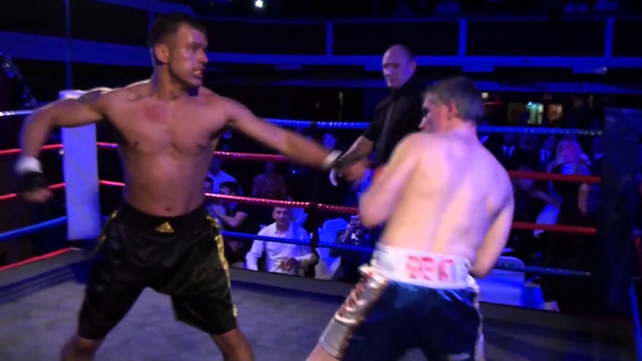 Bare Knuckle Boxing Anthony Sawls v Mathew Thorn - YouTube