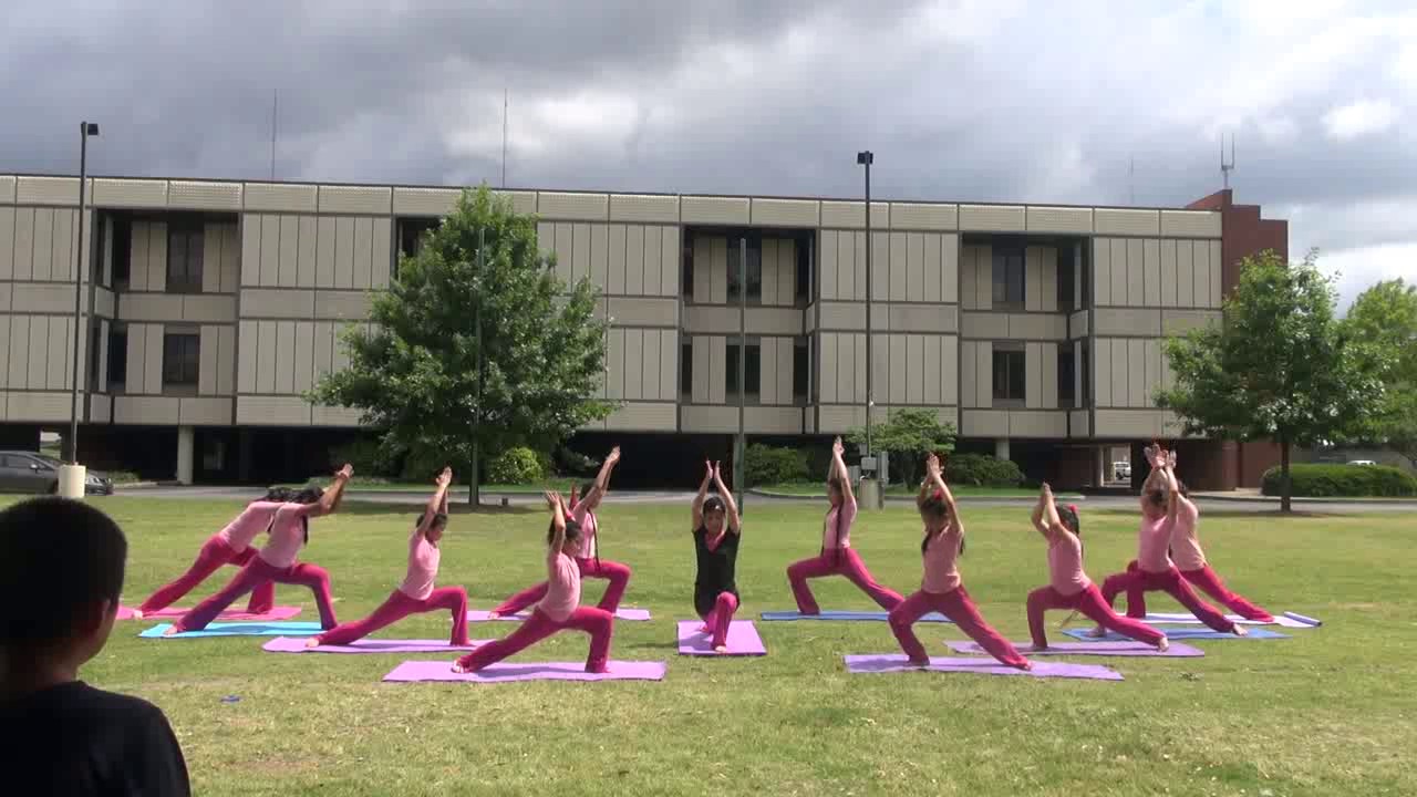 瑜伽舞蹈- -【Darry Yoga Studio】 - YouTube