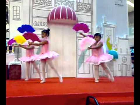 BALLET DANCE: MALAM SUNYI SENYAP - YOSEPI SEPTIANI #1 - YouTube