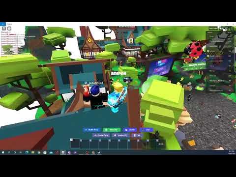 me and my friend showing how to do commands in roblox bed wars - YouTube