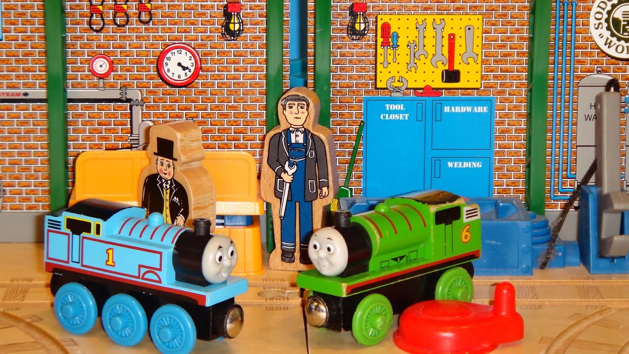Play Doh Thomas and Friends we make Percy from Play Doh and tricks ...
