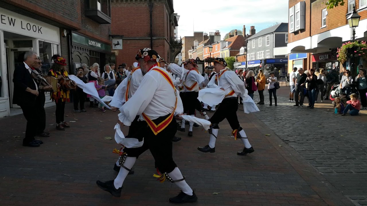Sompting Village Morris Men - Rose Tree, Bampton - YouTube