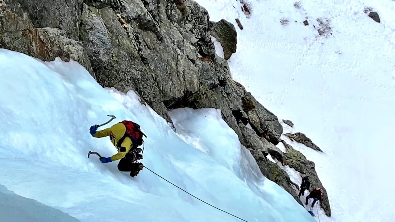 Pinnacle Gully, Huntington Ravine 03.24.21 | Mt Washington ice climbing ...