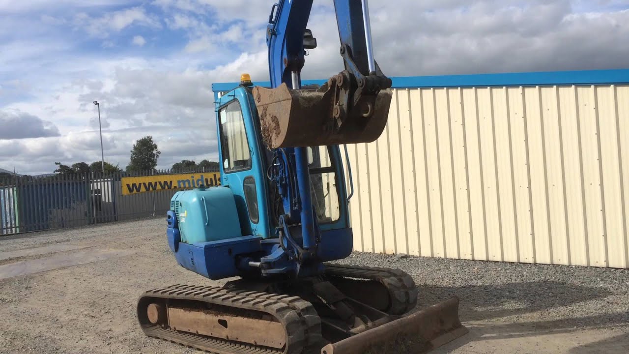 AIRMAN AX40 4 TON MINI DIGGER C/W 4 CYLINDER KUBOTA ENGINE - YouTube