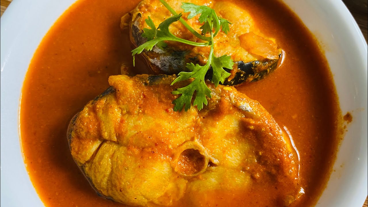 Kingfish Curry | Goan Kingfish Curry | Goan Fish Curry | Surmai Fish ...