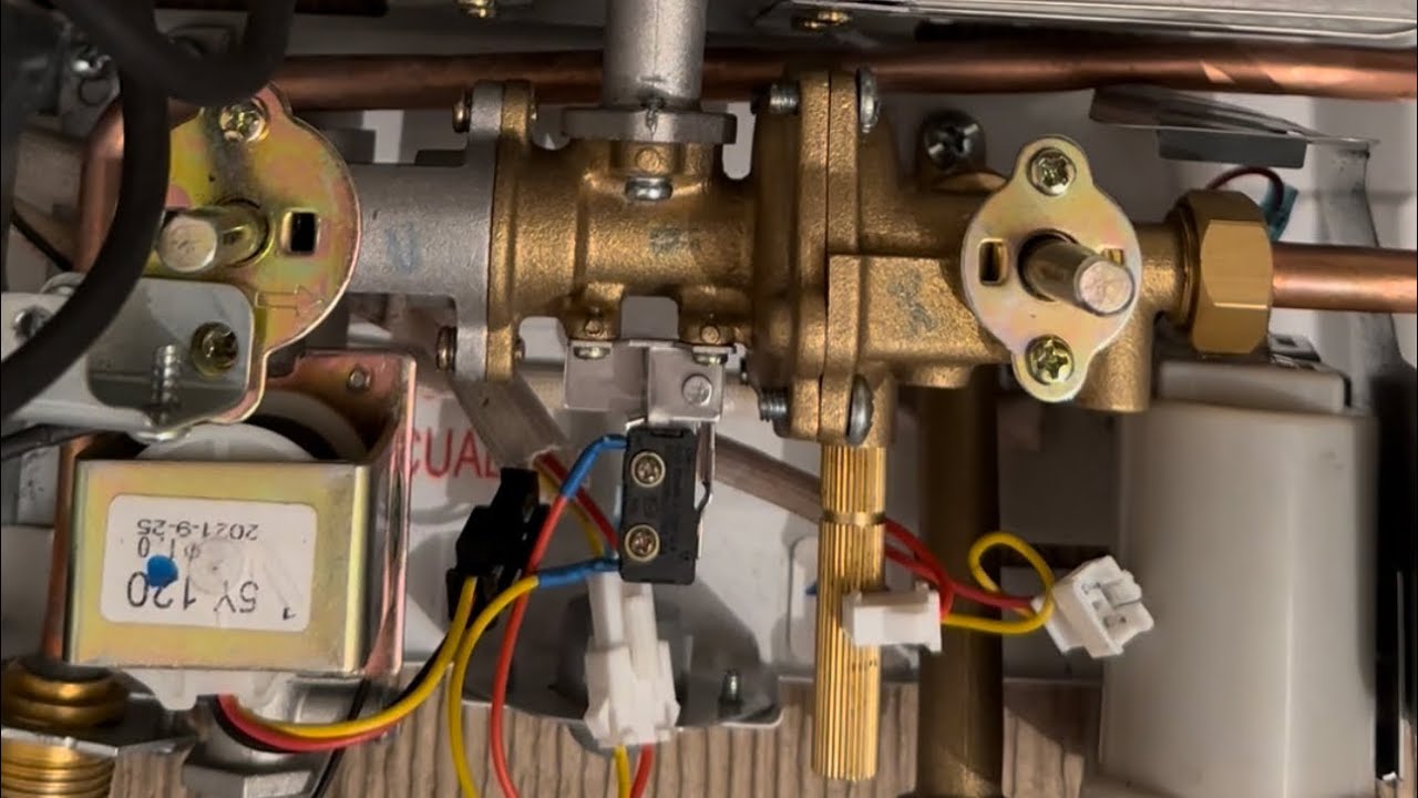 ¿COMO FUNCIONA Y COMO CAMBIAR UN MICROSWITCH DE UN CALEFONT ? - YouTube