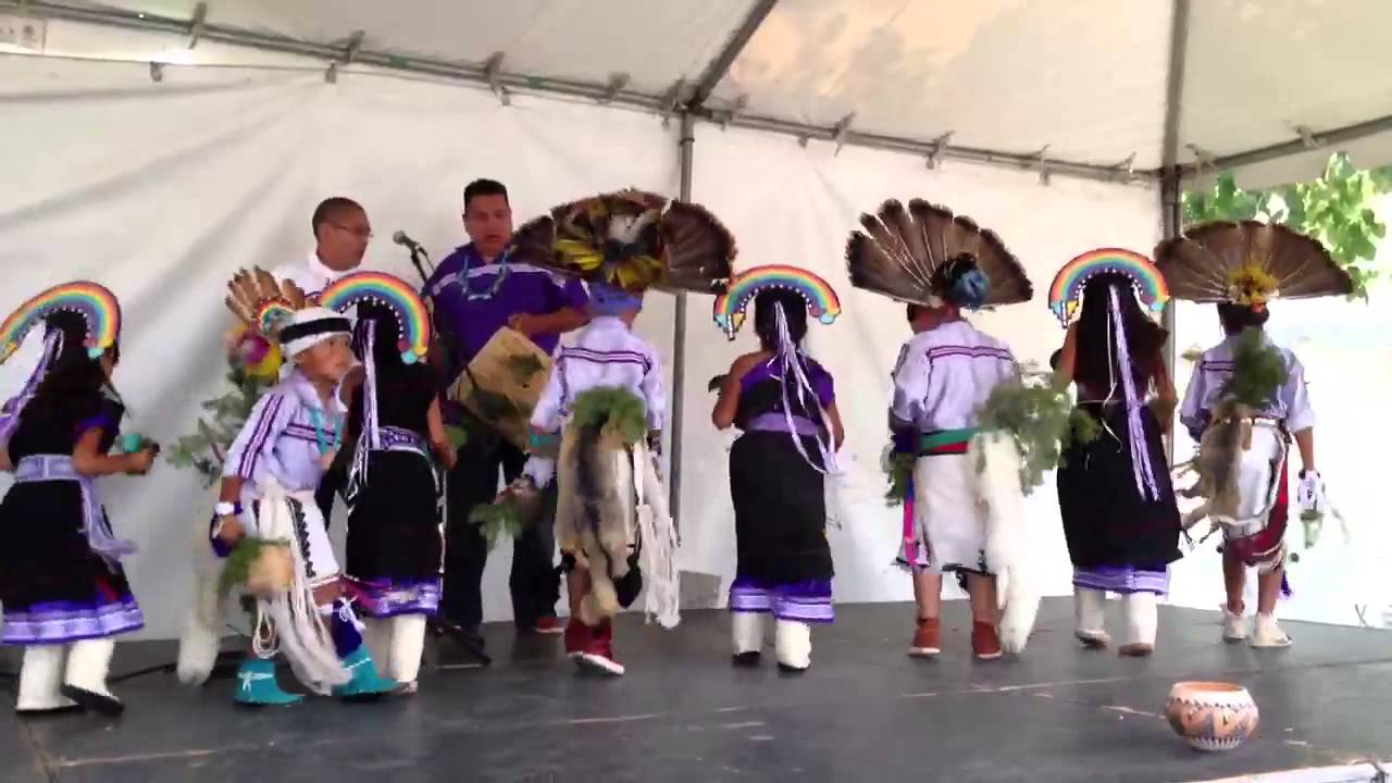 Acoma Pueblo dance demonstration - YouTube