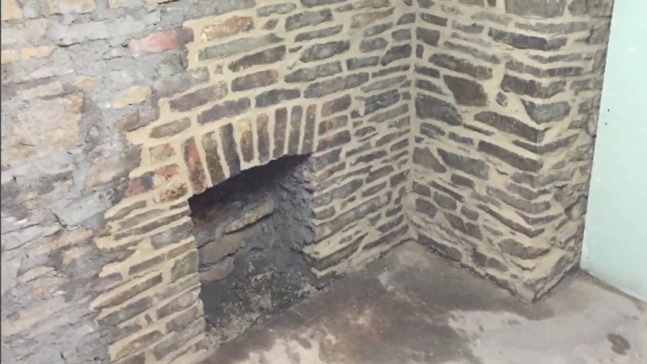 repointing old stonework in wales with lime mortar - YouTube