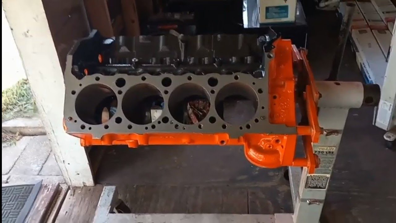 Pt2 Painted My Small Block Chevy 350 Budget Build - YouTube
