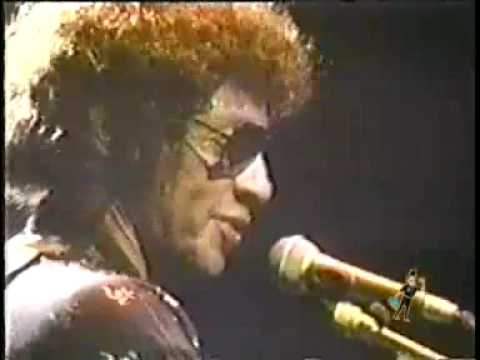 Arthur Lee + Shack" - "2. Somebody's Watching You" Paris, France April ...