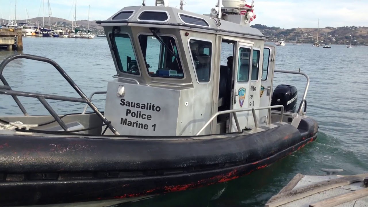 Sausalito Police boat launches - YouTube