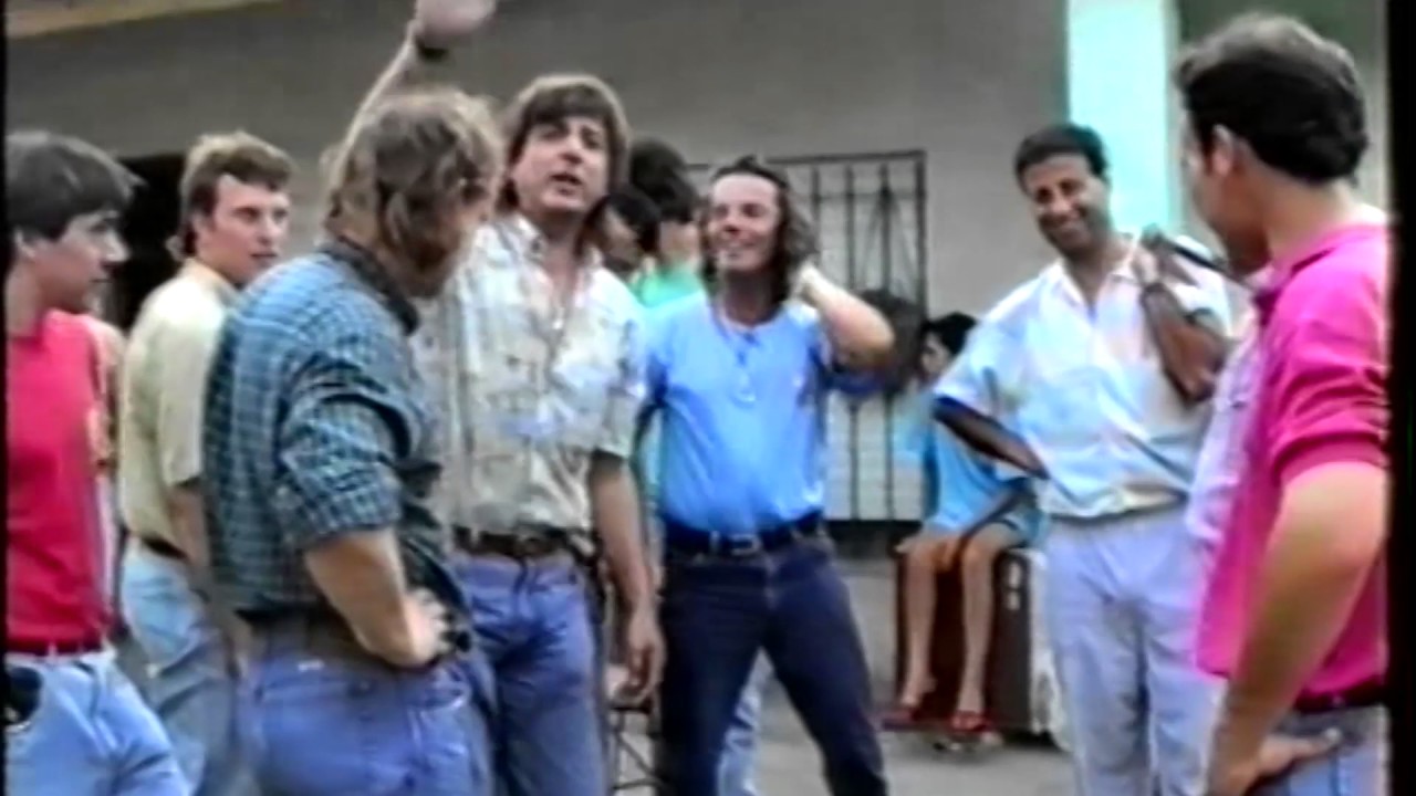 Video homenaje a los Merry Boys - YouTube
